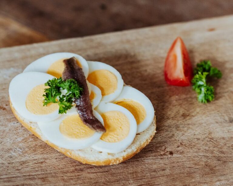 Halbe belegte Brötchen Archives - Hefter Partyservice